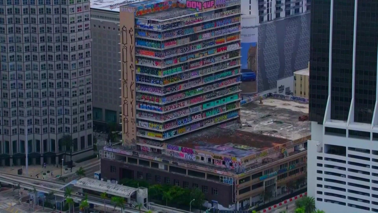 Alleged ringleader of VITAS building graffiti, other vandalized ...