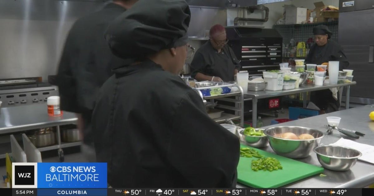 Baltimore ministry teaches students culinary, life skills - CBS Baltimore