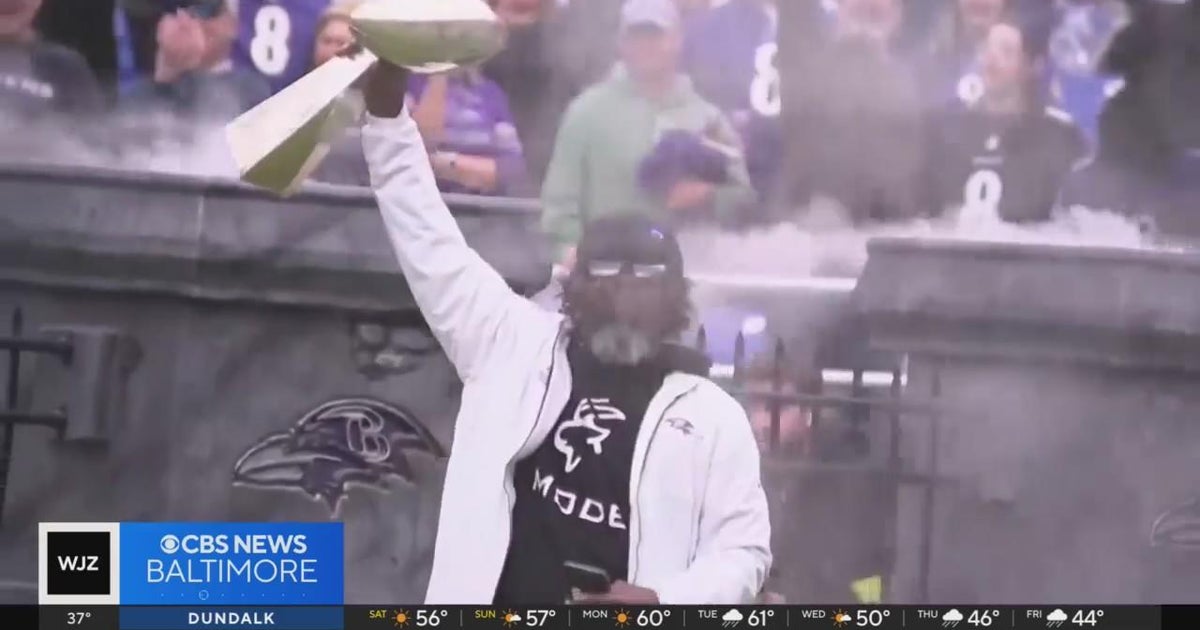 Ed Reed Foundation delivers over 200 Thanksgiving meals to local middle ...