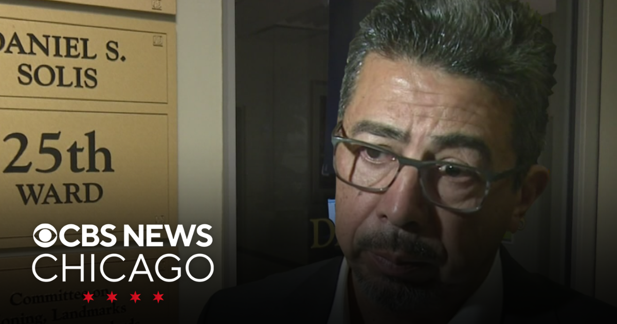 Ald. Danny Solis takes stand, recordings of conversations heard in ...