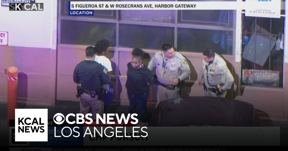 CHP officers arrest driver, passengers after chase in South LA - CBS Los Angeles