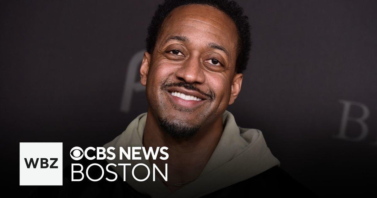 Jaleel White hopes to turn his book "Growing Up Urkel" into a ...