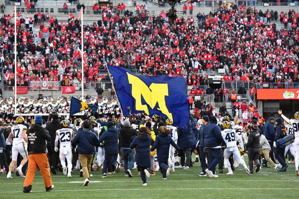 Police use pepper spray when large brawl breaks out after Michigan upsets No. 2 Ohio State - CBS ...