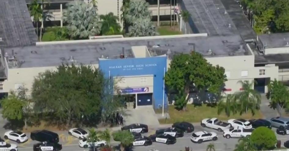 Hialeah High School lockdown sparks fear among students, parents - CBS ...