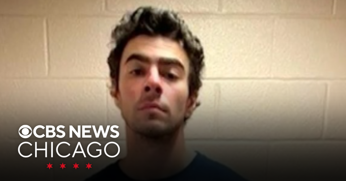 Suspected gunman charged in UnitedHealthcare CEO's murder - CBS Chicago