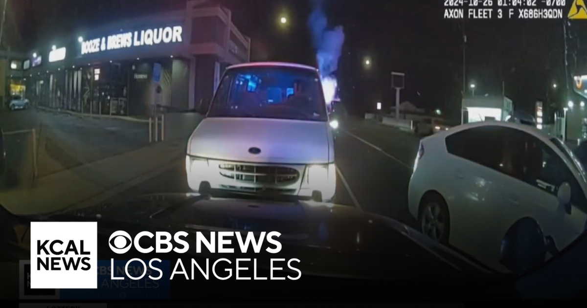 Video shows moments Burbank police officer unintentionally fires gun ...