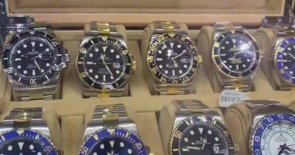 Businessman hoping to find man responsible in Rolex heist - CBS Miami