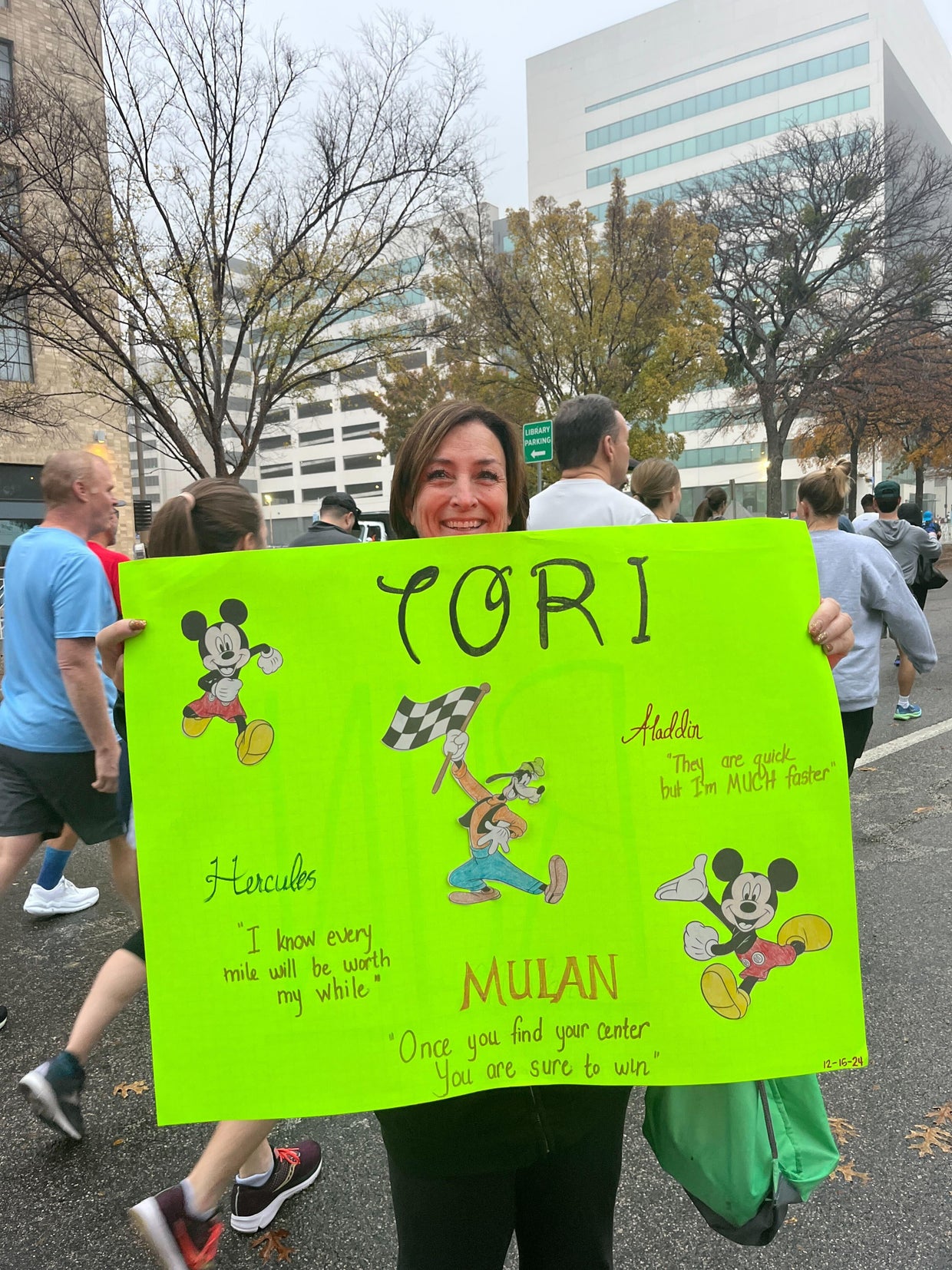 BMW Marathon photo gallery: Fans cheer on runners with creative signs