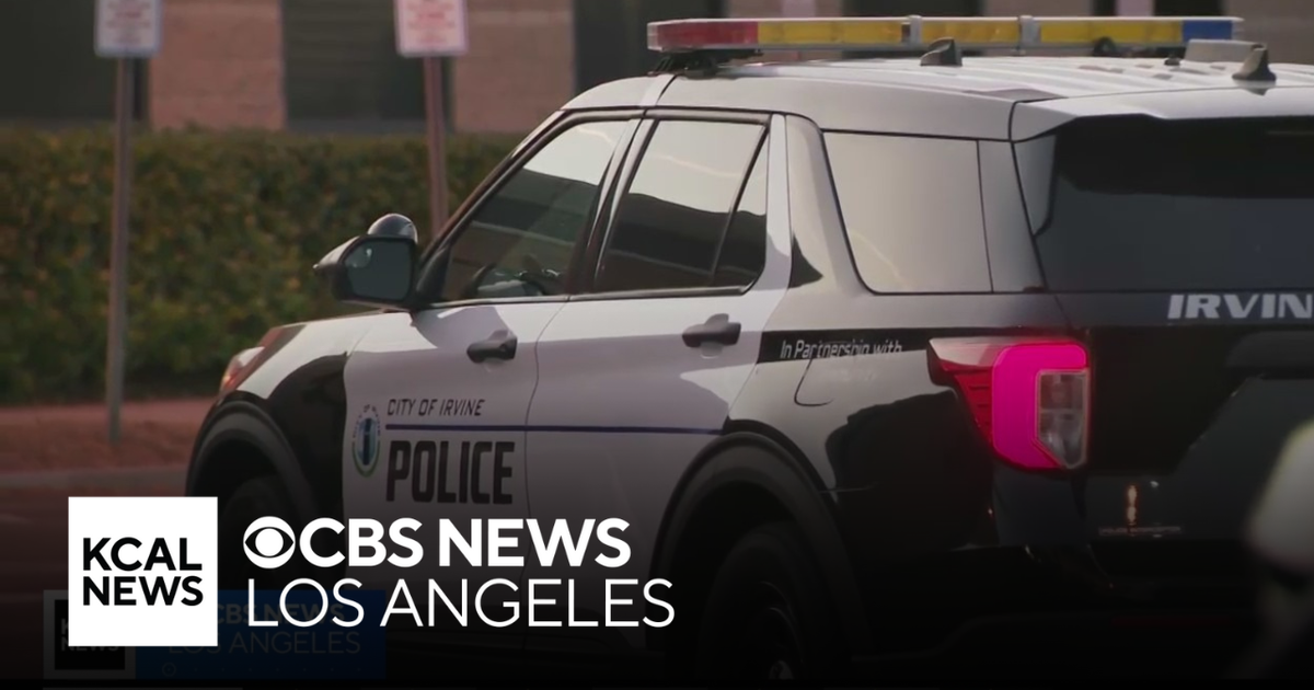 Irvine neighborhood on edge after string of break-ins - CBS Los Angeles