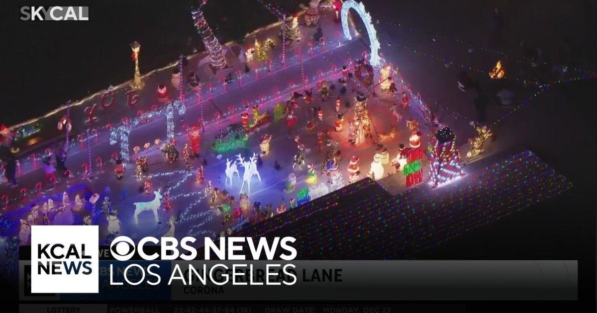 Corona's Gingerbread Lane all lit up on Christmas Day - CBS Los Angeles