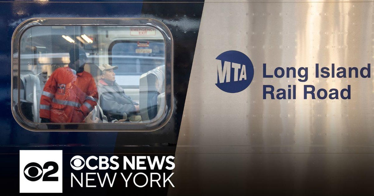 MTA unveils LIRR, Metro-North "Winter Weekend" discount program - CBS ...