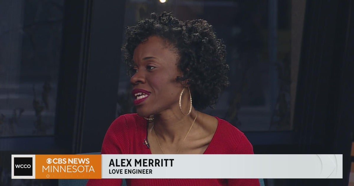 Alex Merritt talks about making a blueprint while using dating apps ...