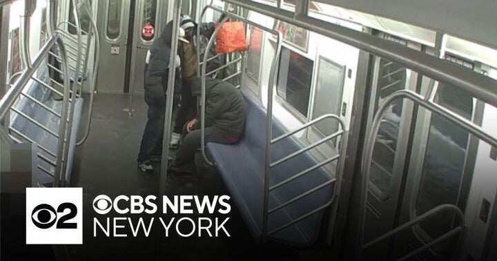 Video shows deadly fight on NYC subway after alleged thieves target ...