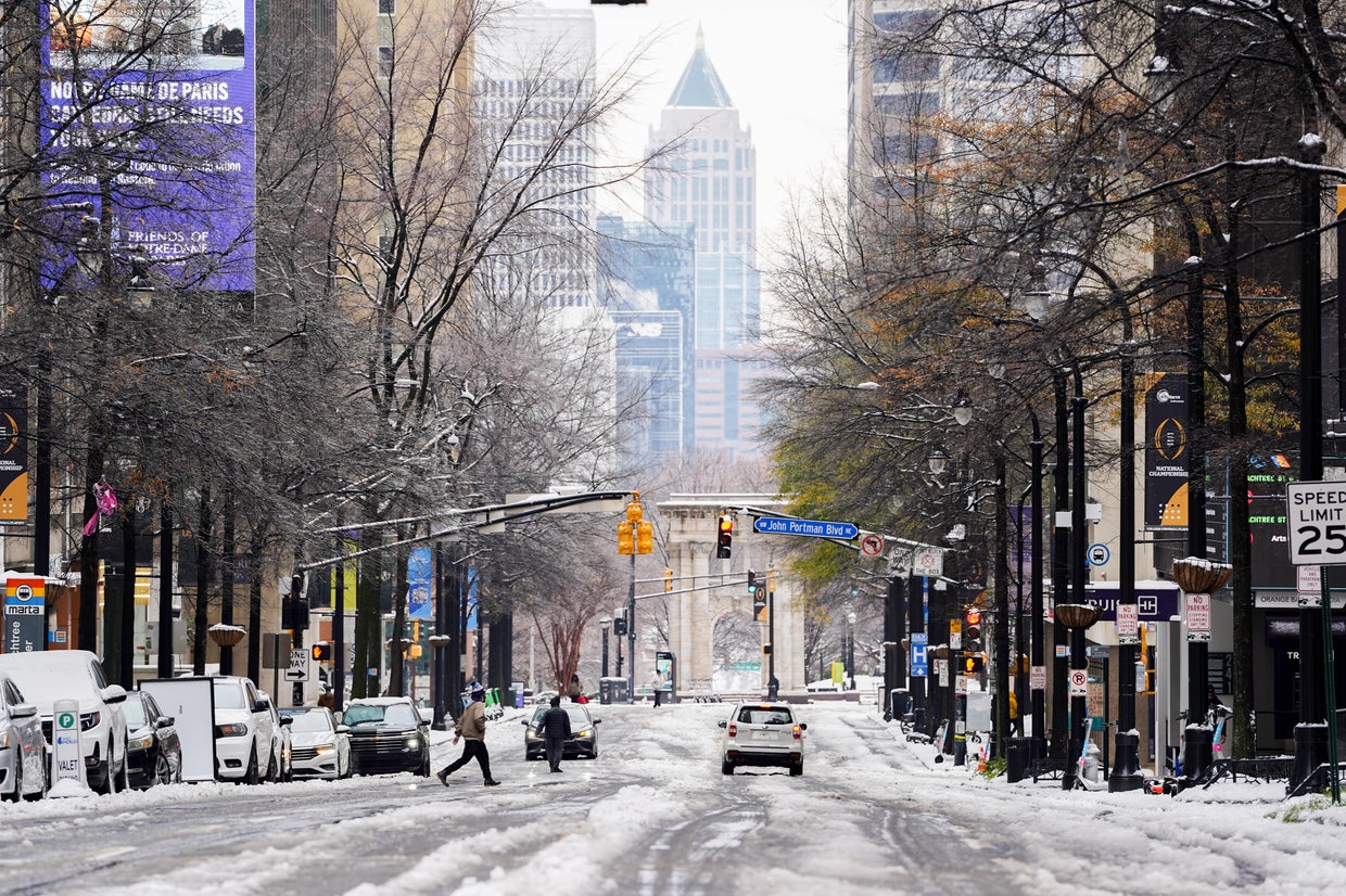 Powerful winter storm across Southern U.S. maintains its icy grip - CBS ...