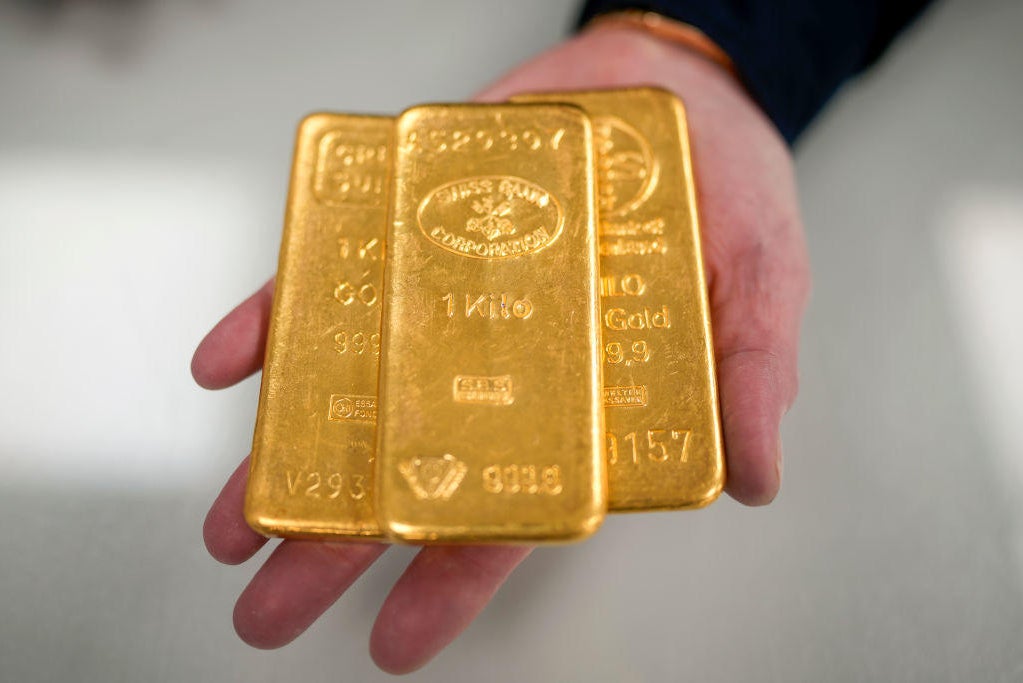 How to buy gold bars - CBS News