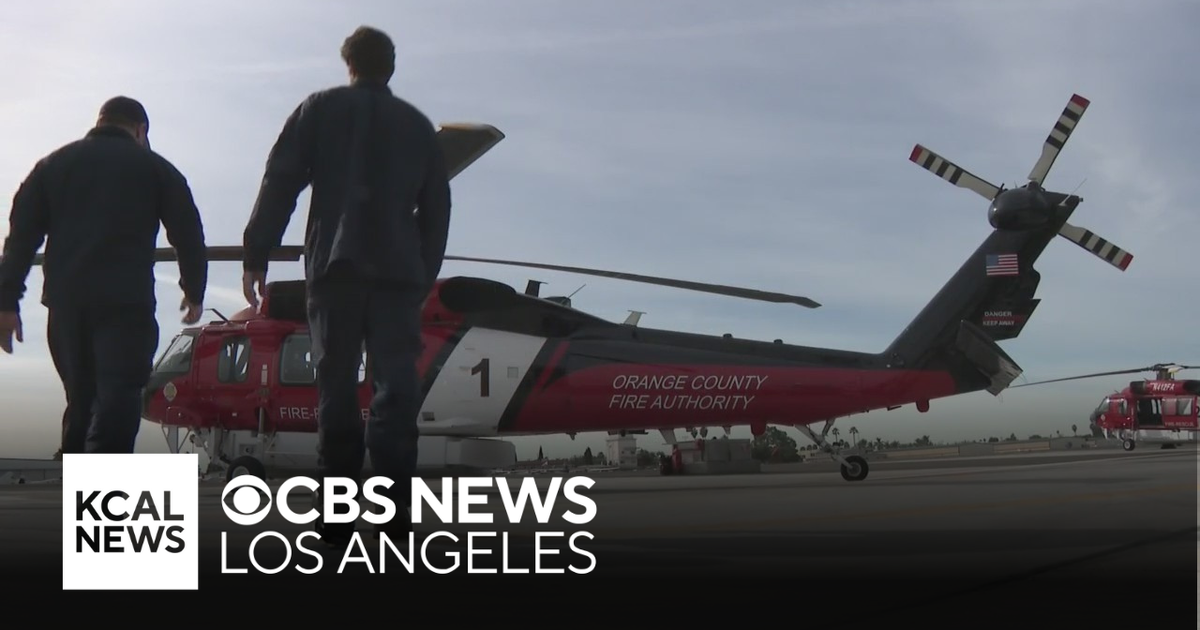 How helicopter pilots prepare for Southern California wildfires - CBS ...