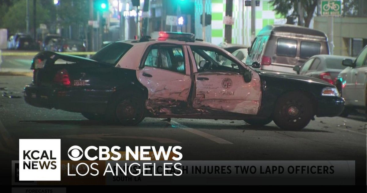 South LA pursuit crash injures 2 LAPD officers - CBS Los Angeles