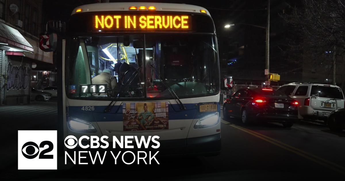 MTA moving forward with Queens bus redesign - CBS New York