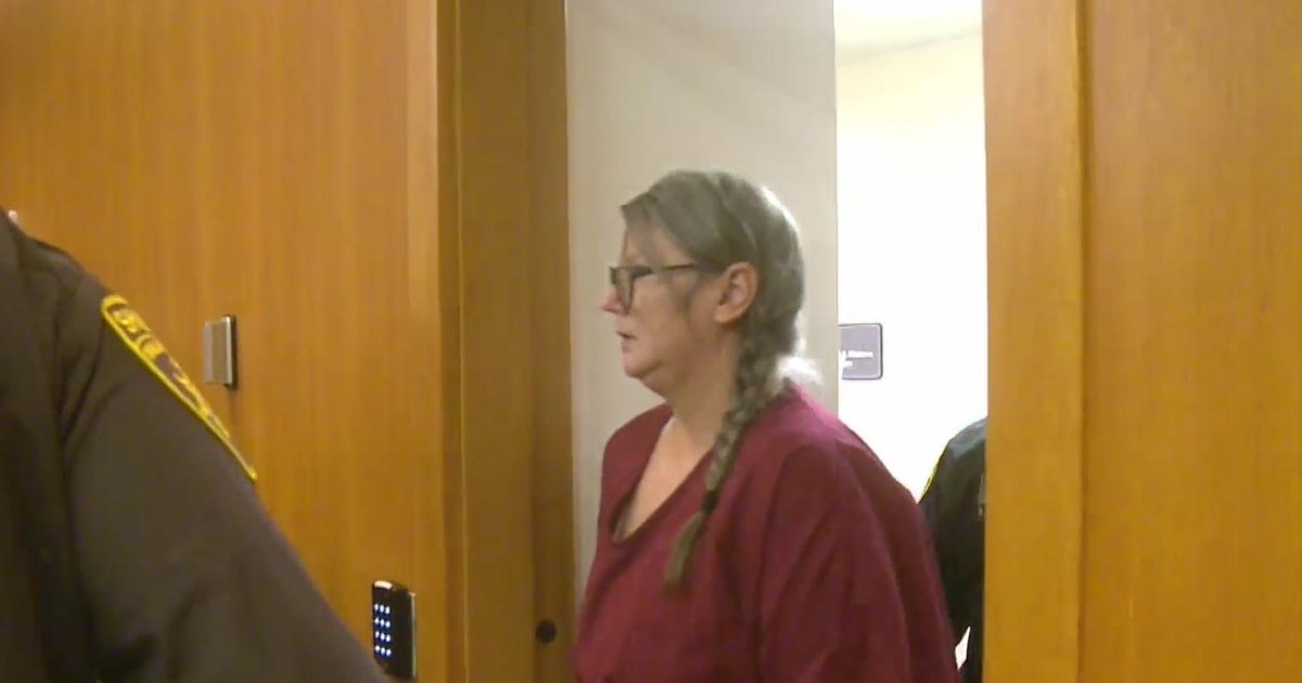Oakland County judge largely denies Jennifer Crumbley's request for new ...