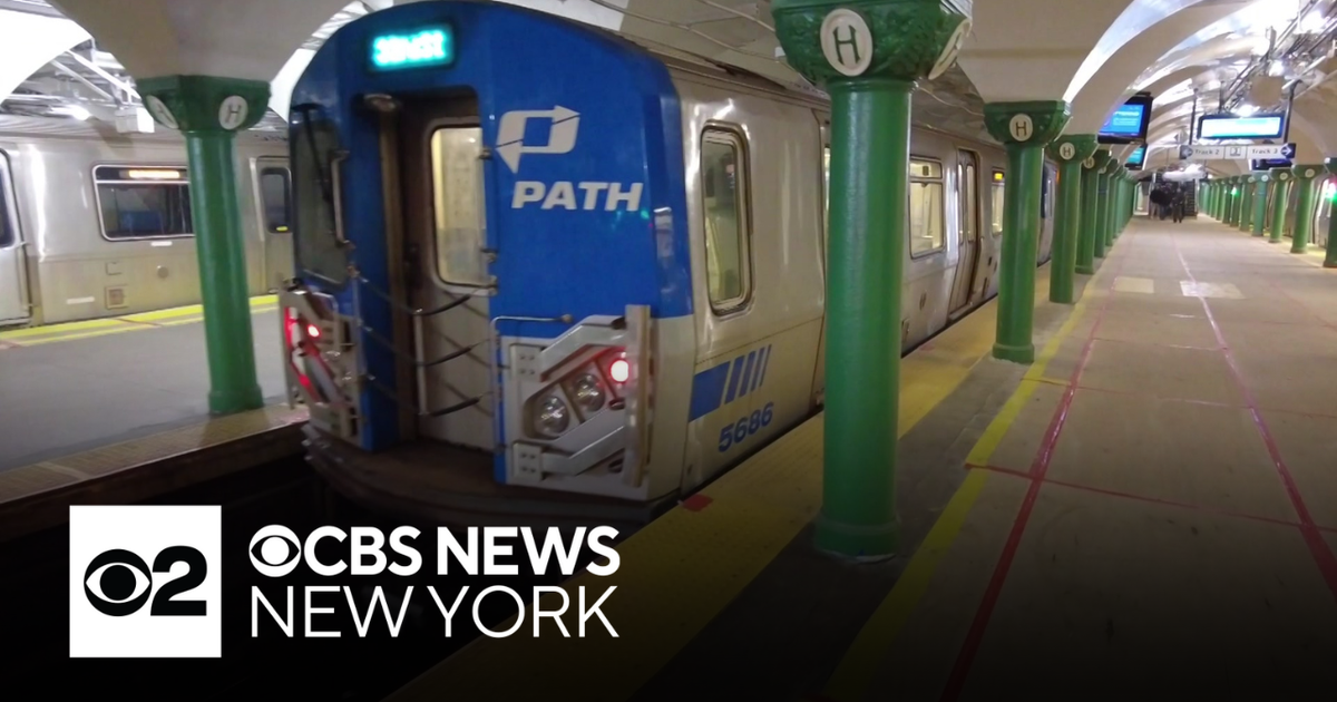 Hoboken PATH station closure takes effect for commuters - CBS New York