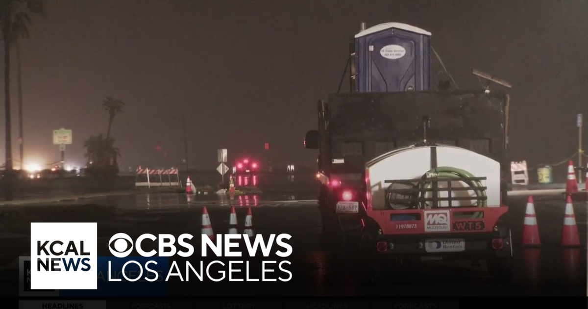 EPA sets up hazardous material sorting site at Will Rogers State Beach ...