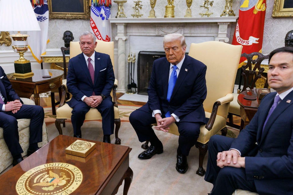 Trump pushes Gaza plan in meeting with Jordan's King Abdullah II - CBS News