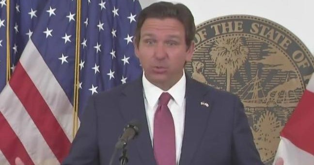 Jim DeFede analysis: Gov. DeSantis backs down on immigration - CBS Miami