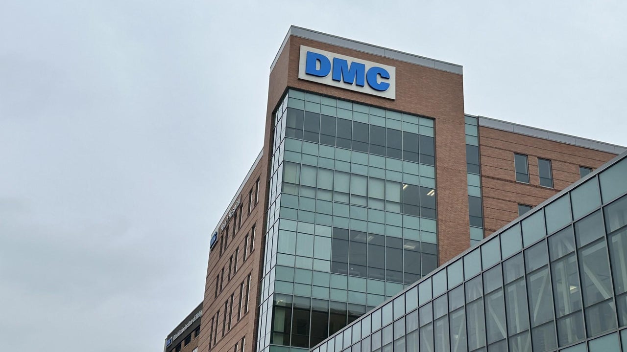 Detroit Metro Airport news - Today’s latest updates - CBS Detroit