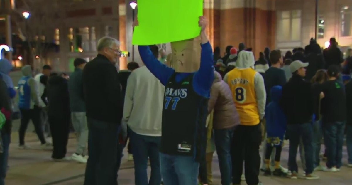 Mavs back in action two days after fans ejected over Luka Doncic trade ...