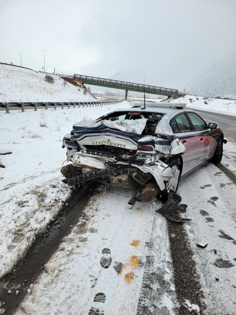 Colorado State Patrol vehicle struck while responding to previous crash ...