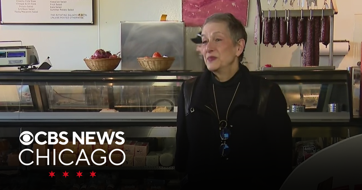 Skokie business loses thousands after water main break - CBS Chicago