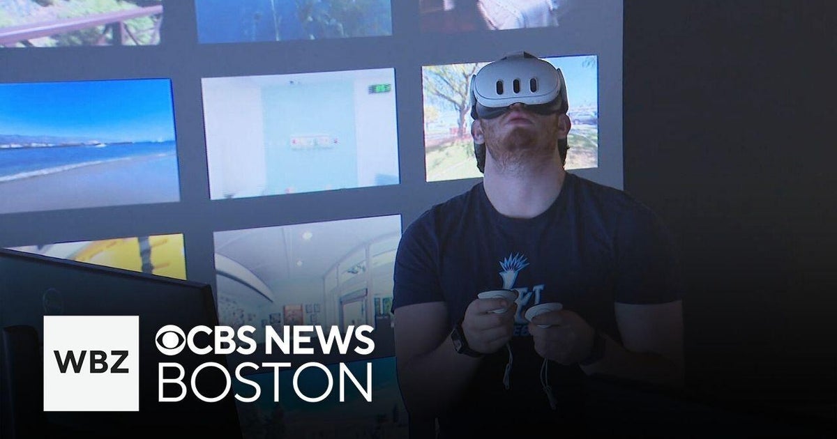 Lasell students experience university's new virtual reality lab - CBS ...