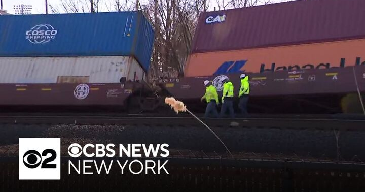 Freight train derails in New Jersey, disrupting NJ Transit service ...