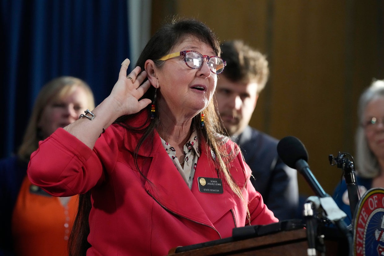 Colorado State Sen. Sonya Jacquez Lewis resigns amid ethics complaint ...