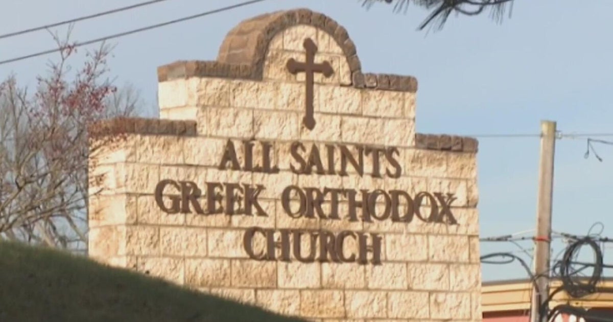 Priest sentenced after admitting to stealing over $100K to fuel ...