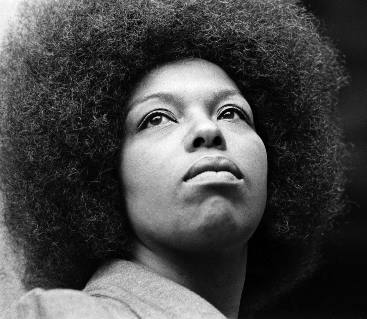 Roberta Flack, Grammy-winning singer known for "Killing Me Softly with ...