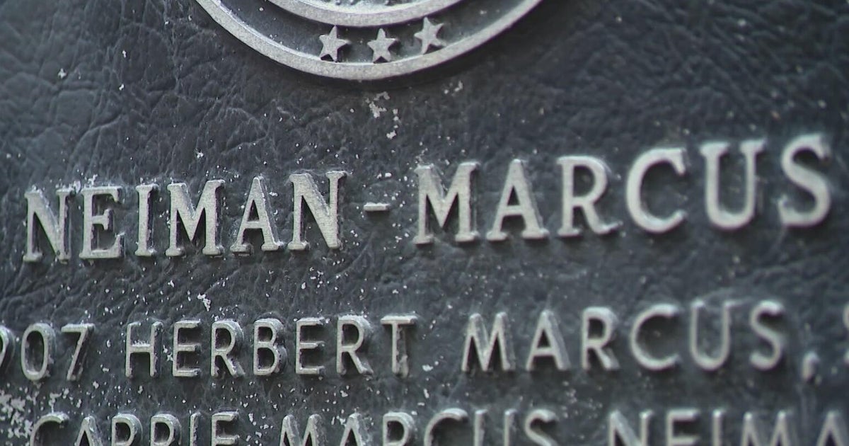 Neiman Marcus flagship store could remain open in Downtown Dallas - CBS ...