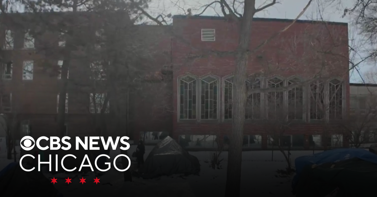 Residents of homeless encampment at Chicago's Gompers Park offered long ...