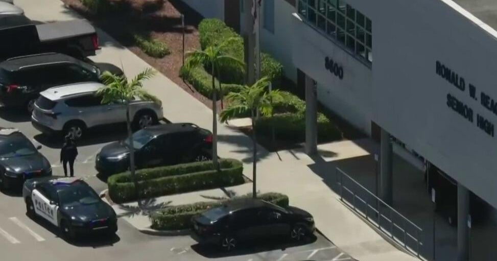 Police investigate threat at Ronald W. Reagan Doral Senior High - CBS Miami