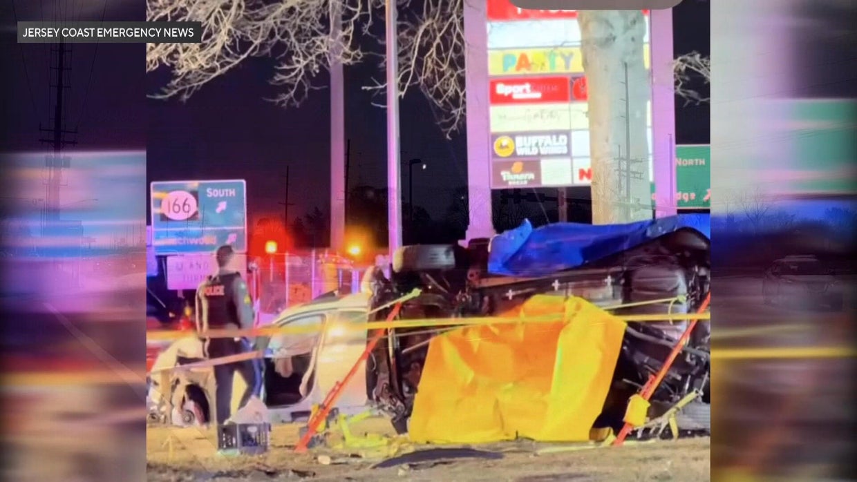 Couple killed, another couple injured after car crash in Toms River, New Jersey - CBS Philadelphia