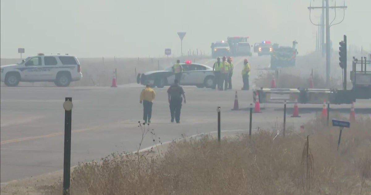 Fire in grassy area near Colorado Springs burns thousands of acres ...