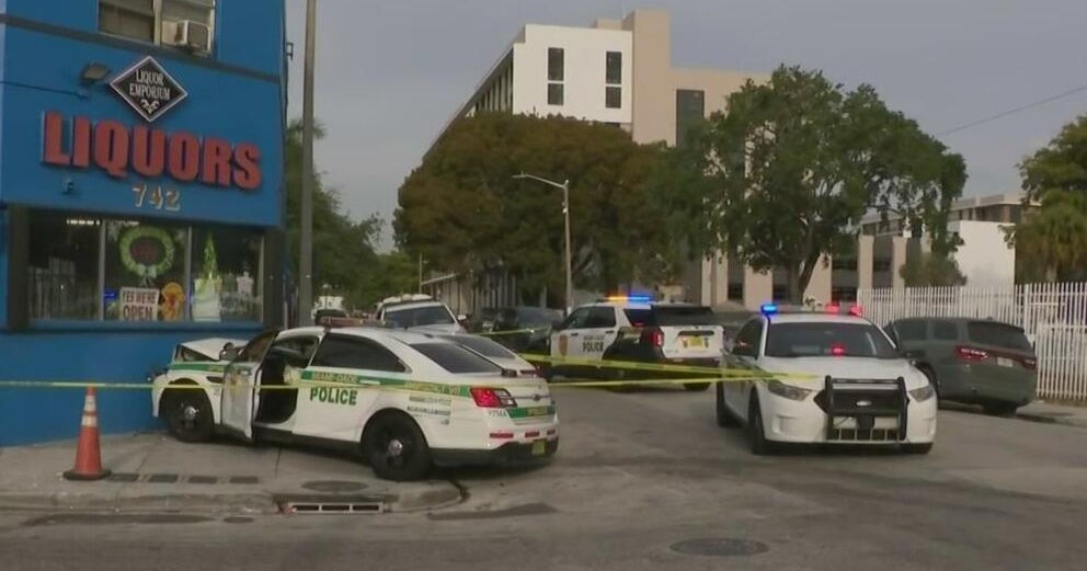 Miami-Dade Sheriff's Office car involved in Miami crash - CBS Miami