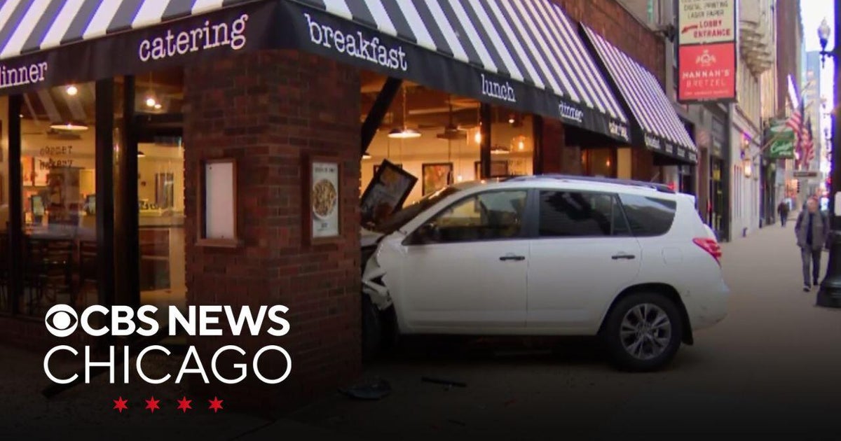 Car smashes into Corner Bakery after crash in the Loop - CBS Chicago