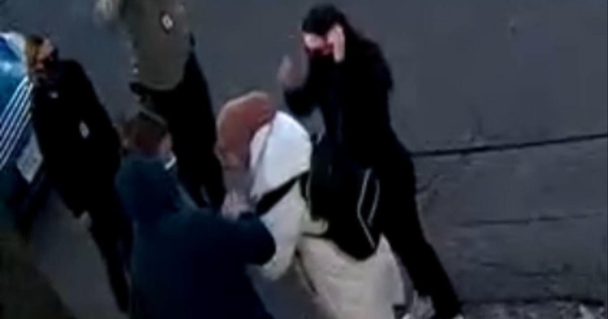 Footage shows moment ICE officials arrested Tufts University student - CBS News