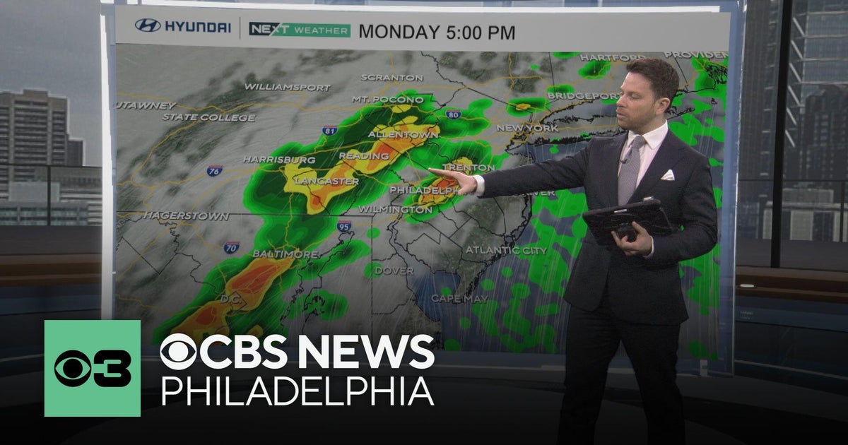 Mild Sunday night in Philadelphia, tracking Monday rain that could ...