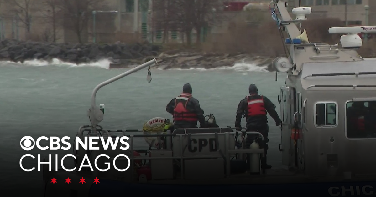 Body recovered from water on South Side, police say - CBS Chicago