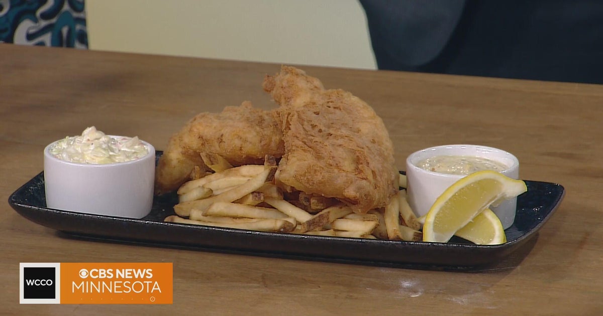St. Paul's Stockyards serves up fish fry Fridays - CBS Minnesota