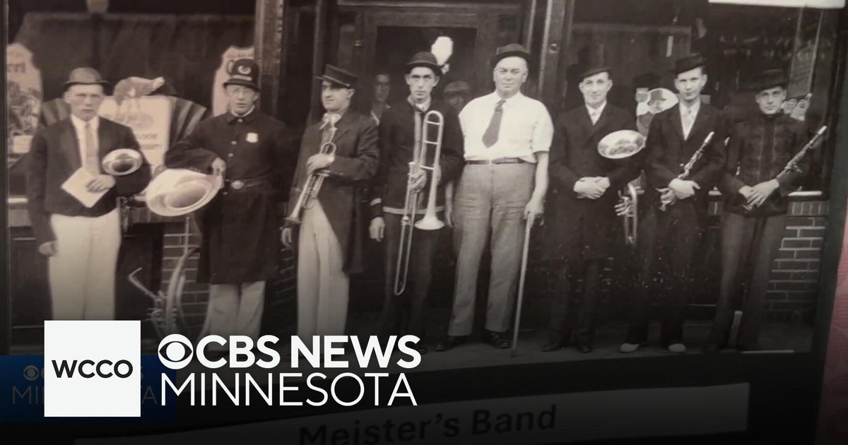Old Stillwater warden's house is now a spooky, haunted attraction - CBS ...