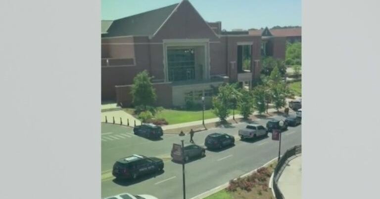 FSU Shooting: 2 killed, shooter identified as student - CBS Miami
