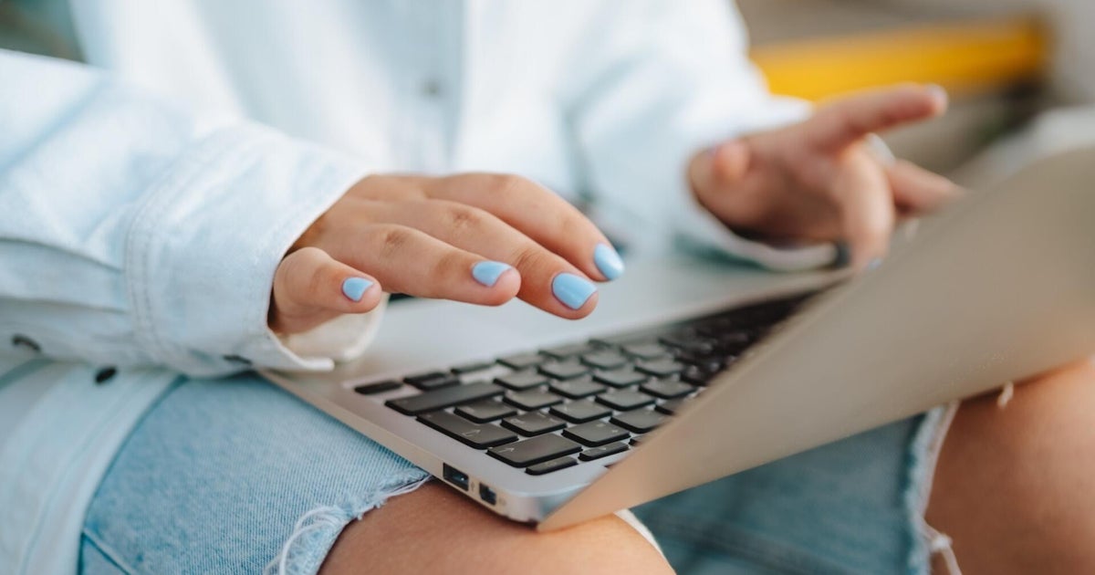 Why a "mini-retirement" is becoming a popular trend among young workers ...